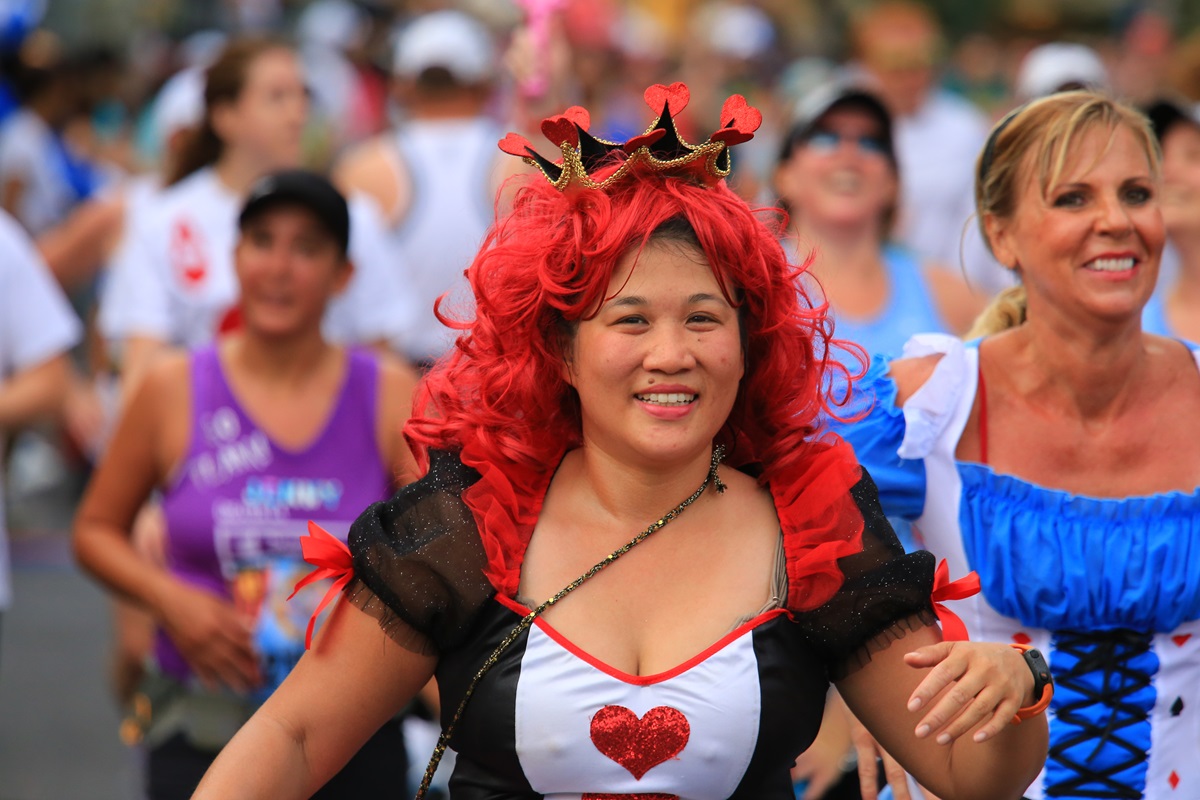 New Halloween Themed Race Weekend Coming to Disneyland Resort This Year ...